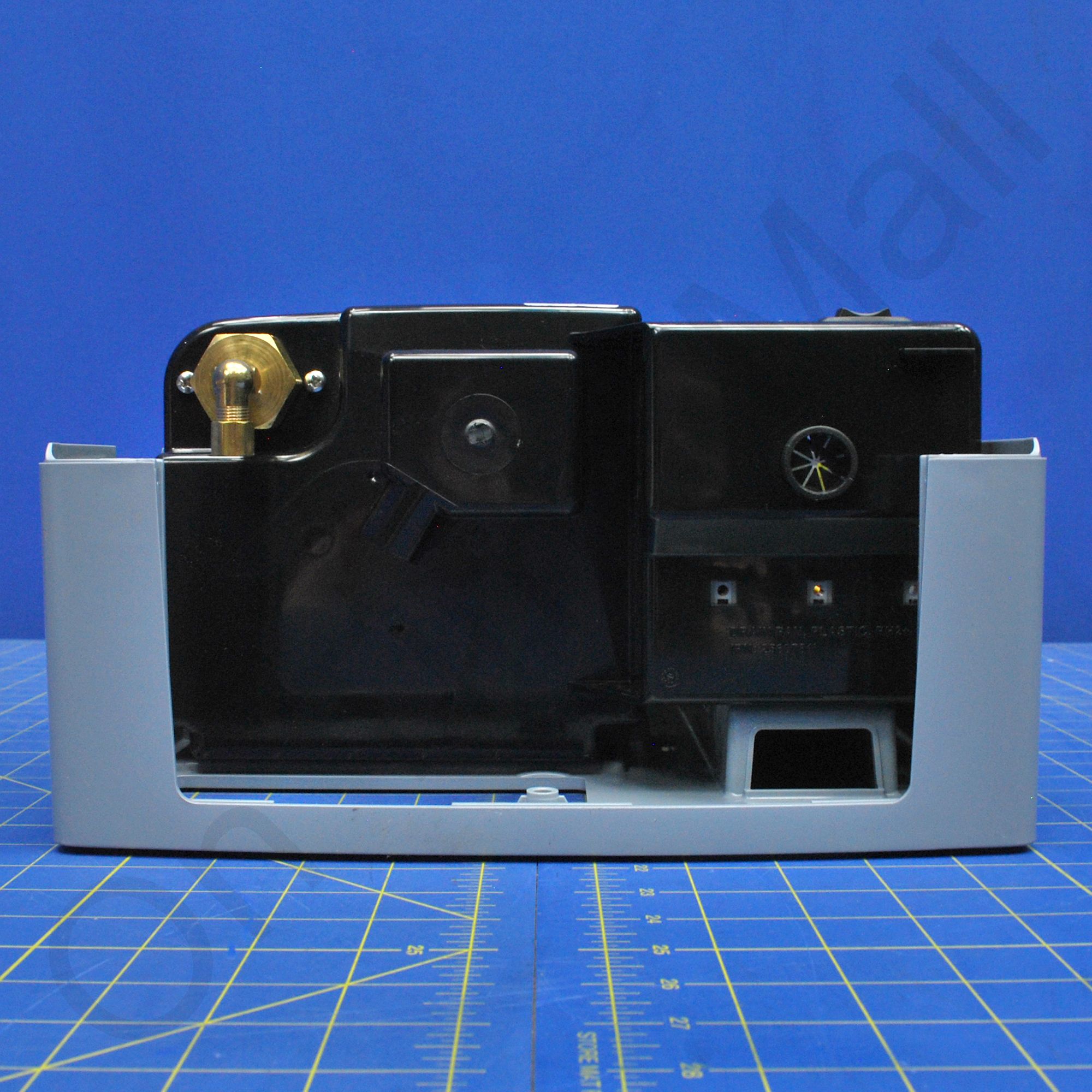 Nortec 256-0952 Rh2+ Space 8Lbs/Hr 120/208/240V 1P